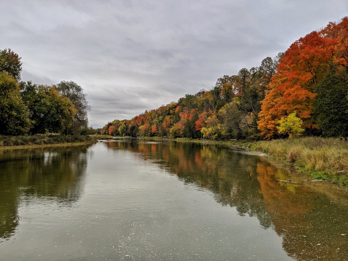 Riverbanks – Metroscapes